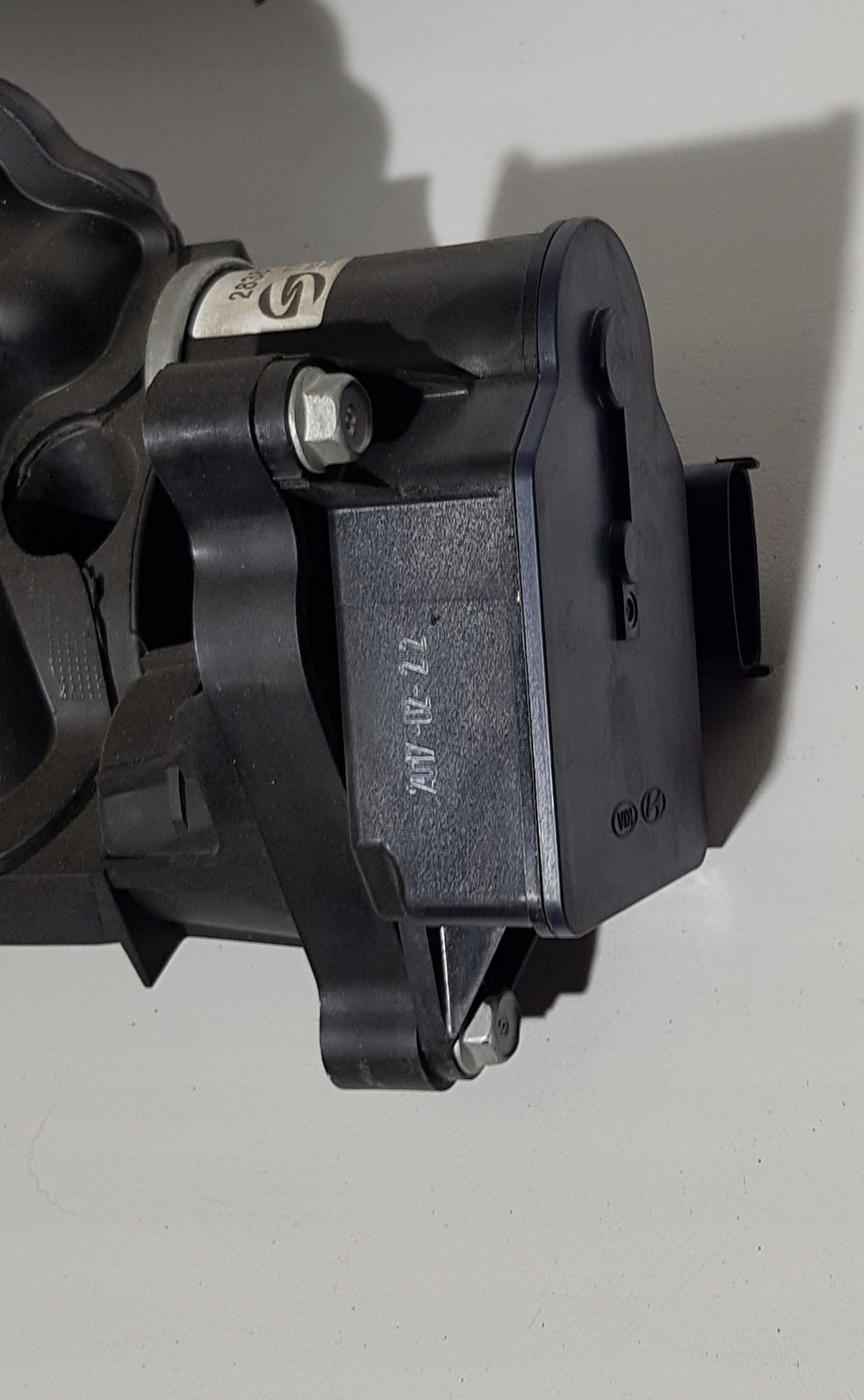 Nastawnik silnik klap TUCSON 15- 28381 2f600 za 200.00PLN z Bielsko ...