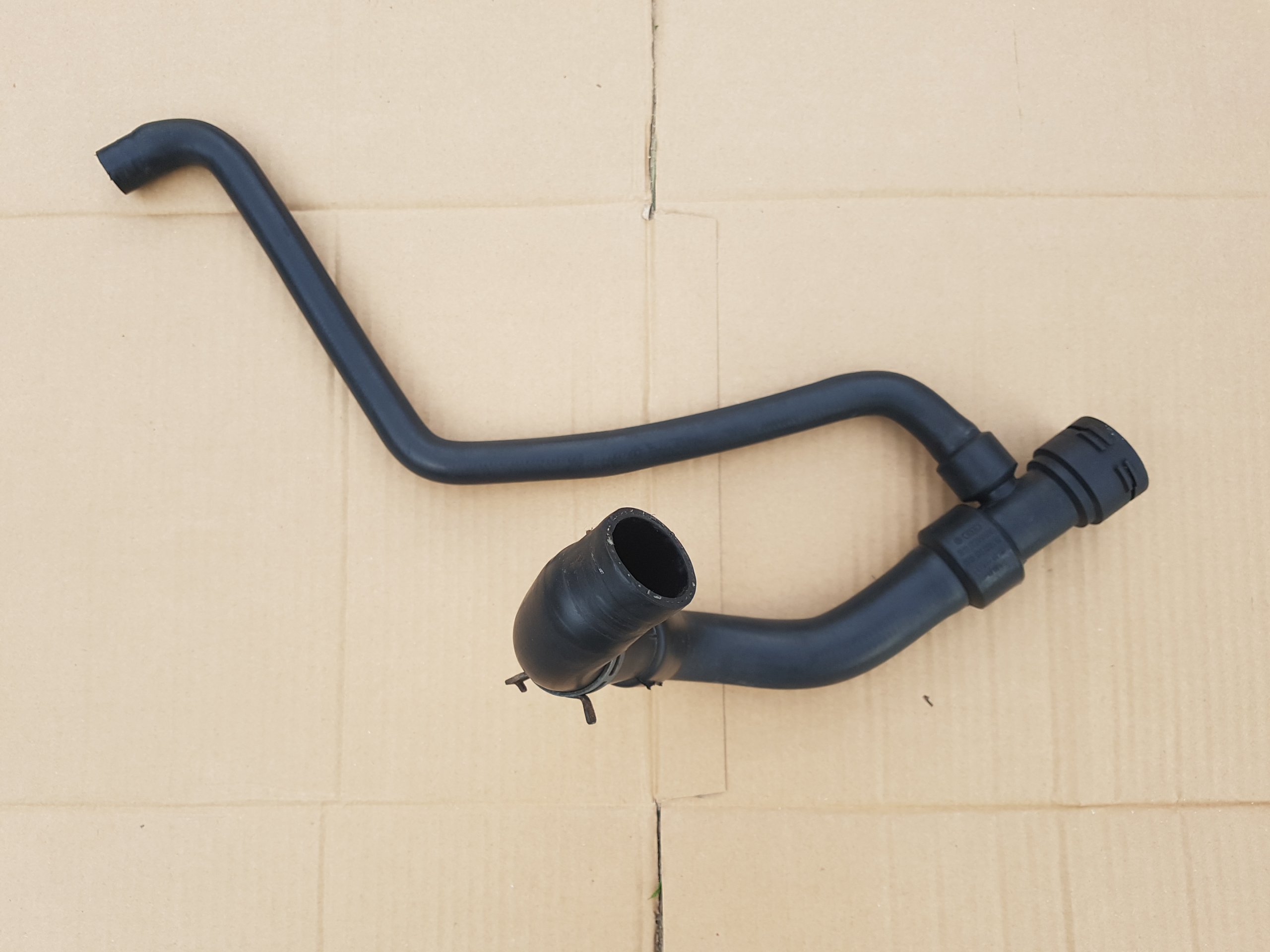 WĄŻ PRZEWÓD WODY CHŁODNICY AUDI A4 B5 8D0121055G - 6875621800 ...