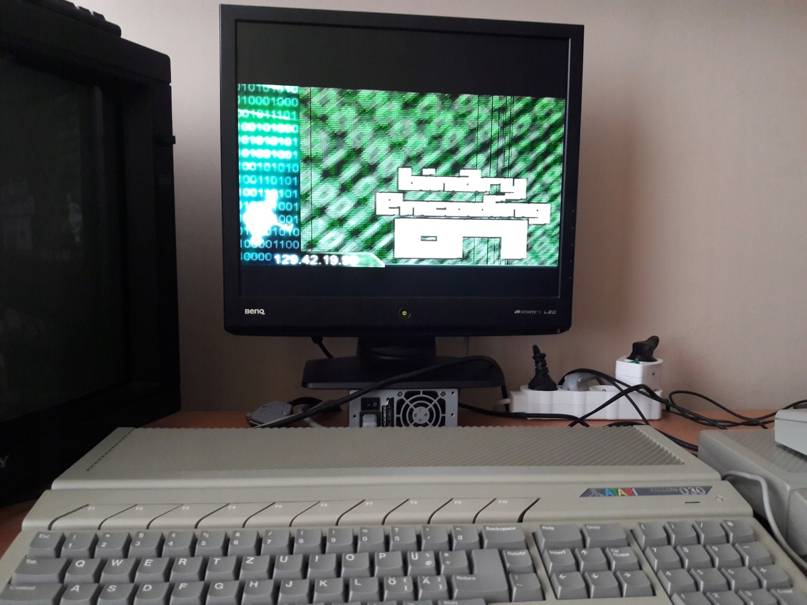 Atari Falcon 030 14MB - 7639542199 - oficjalne archiwum allegro