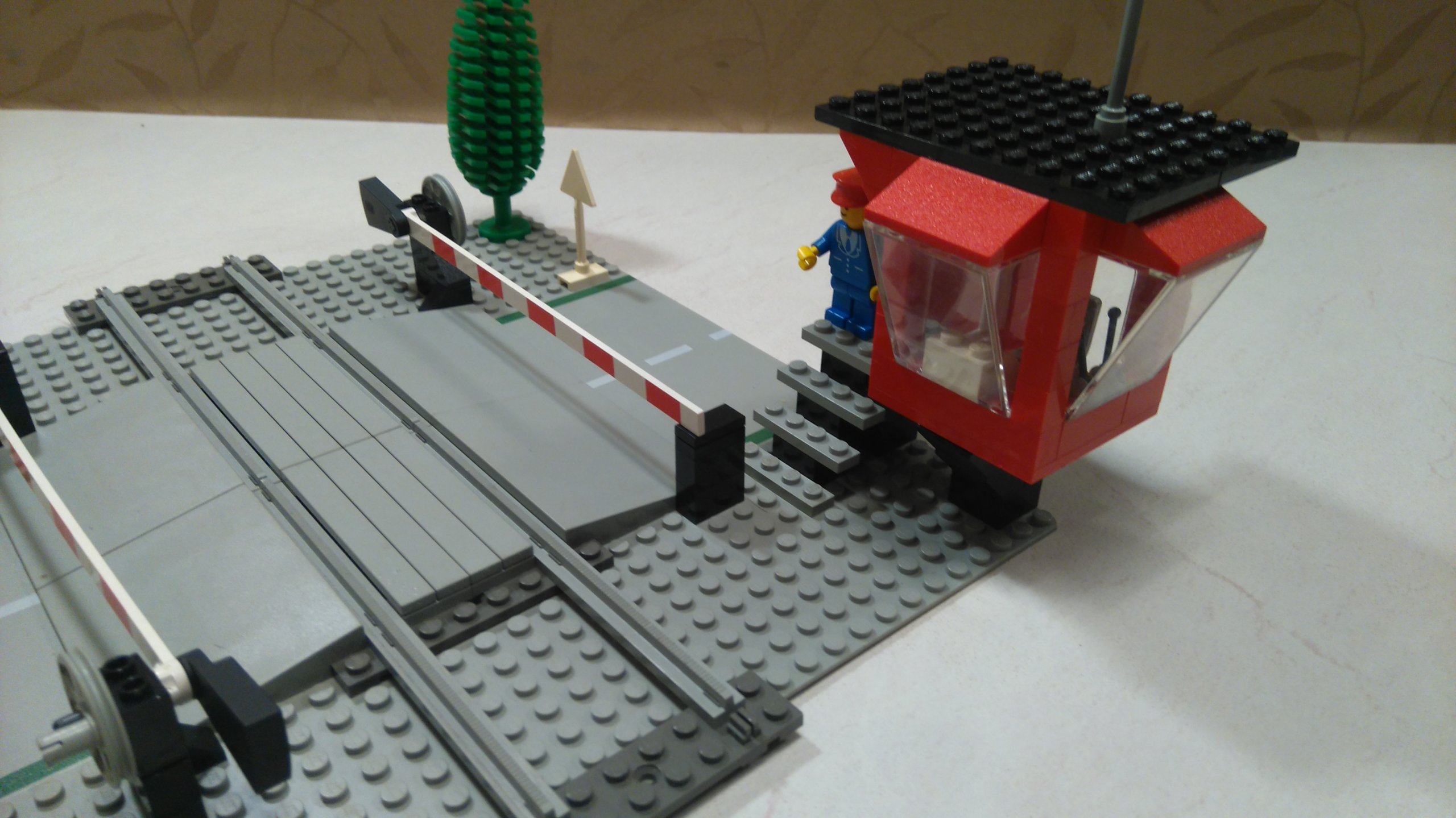 Lego City 7835 Przejazd Kolejowy z Budką Dróżnika - 7084181284 ...