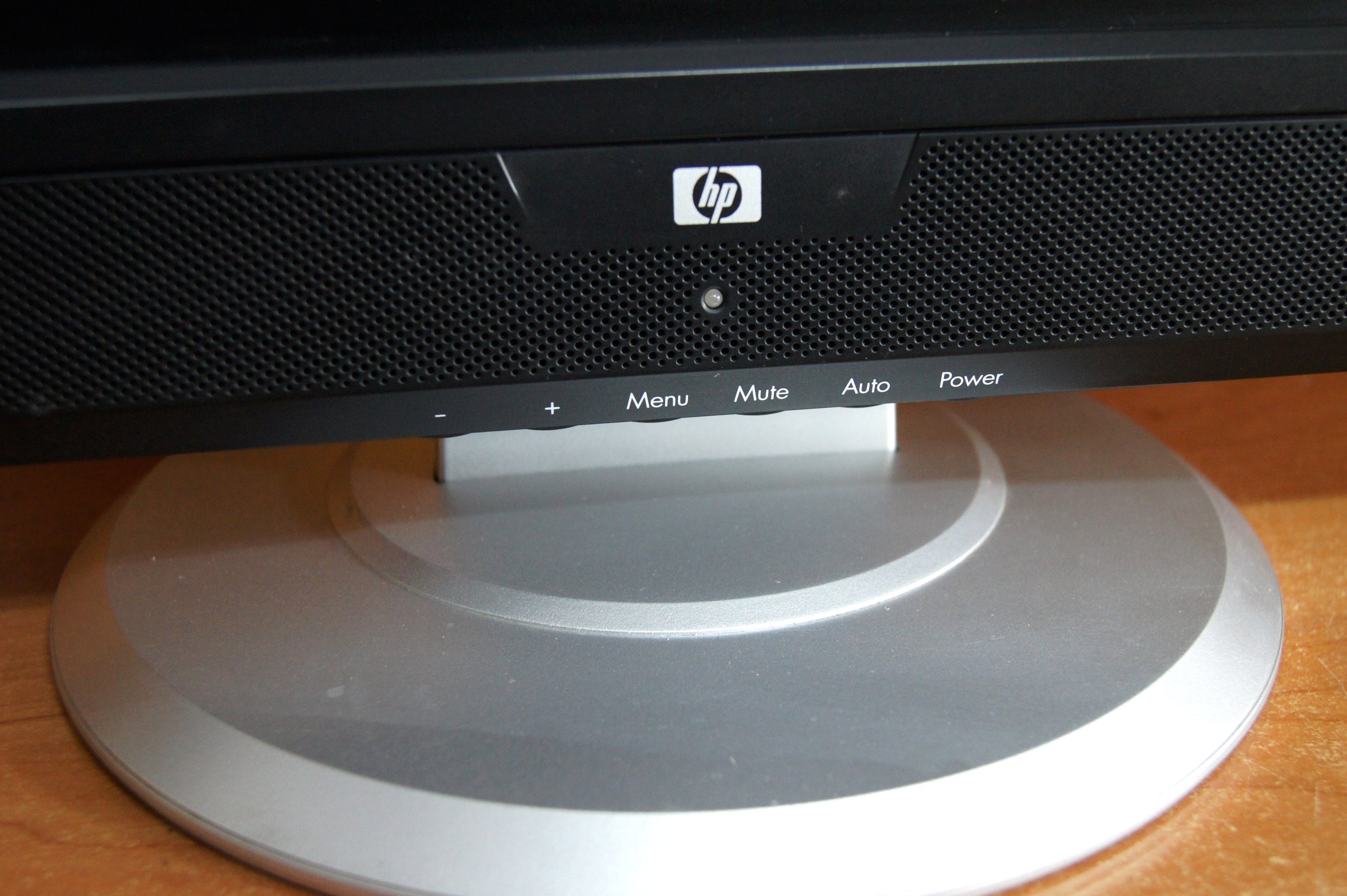 Monitor HP W22 LCD 22'' SH249 HSTND-2241-T BDB GW - 7089993598 ...