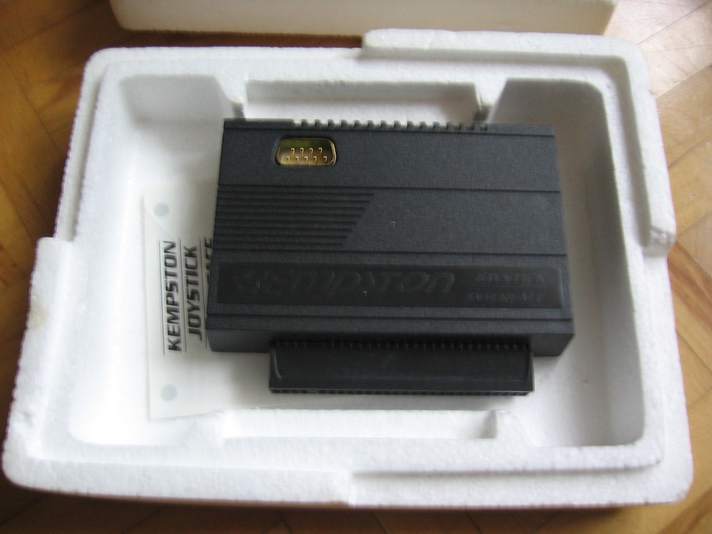 Kempston joystick interface ZX Spectrum BOX - 7187873348 - oficjalne ...