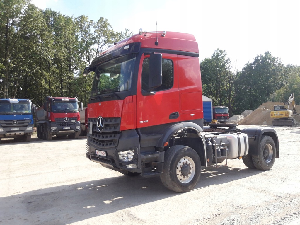 Mercedes Arocs 4x4 2014 r 2 szt - 7516866254 - oficjalne archiwum Allegro