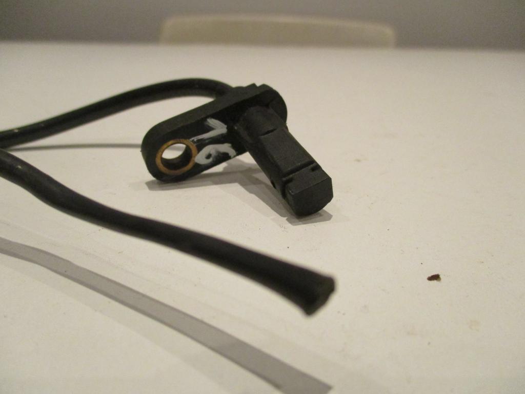 CZUJNIK ABS LEWY TYŁ MERCEDES W211 E-KL 2115401917 - 7059641248 ...