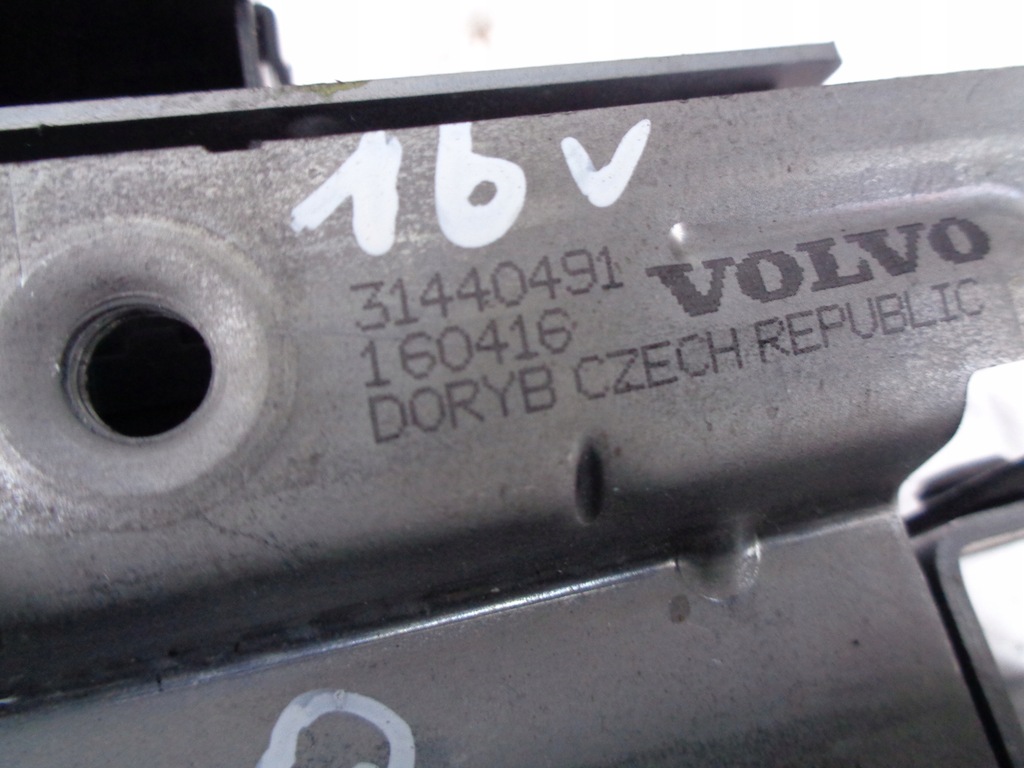 VOLVO XC70 V70 ZAMEK KLAPY TYLNEJ 31440491 - 7681047481 - oficjalne ...