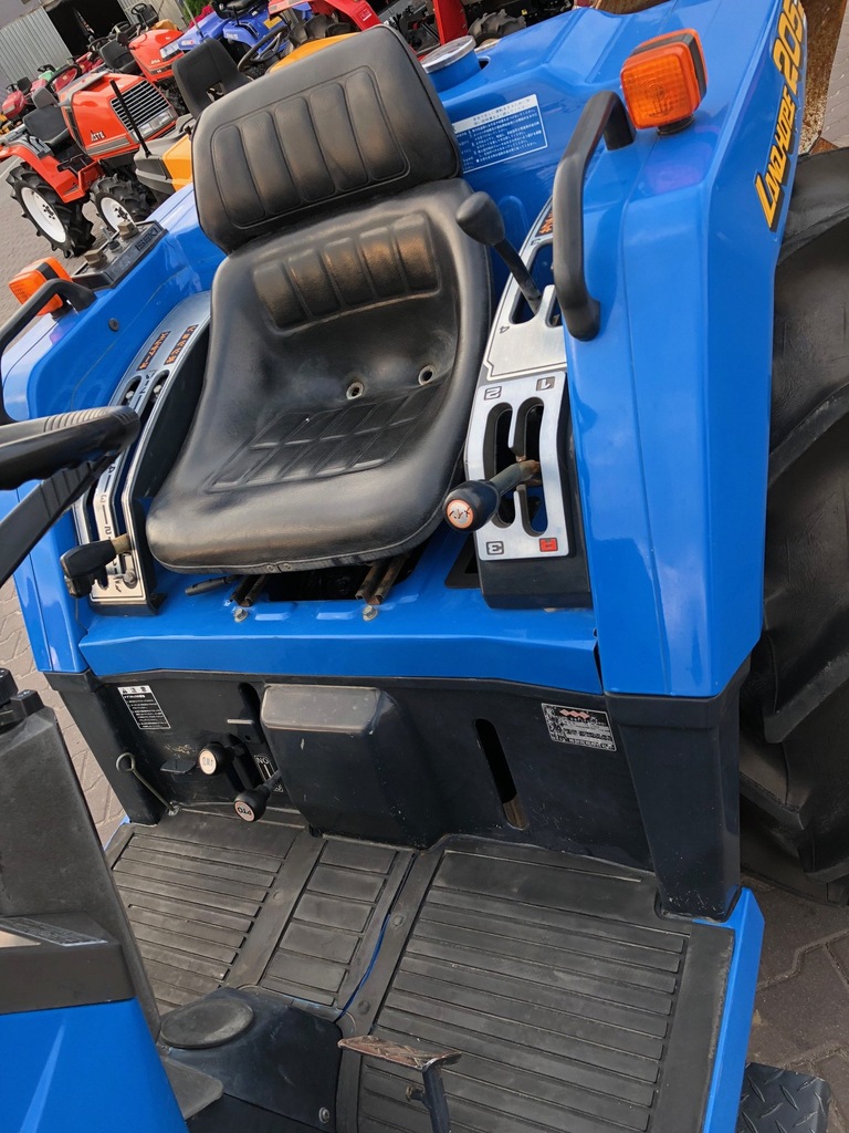 ISEKI TU 205 ciągnik ogrodowy - traktory japońskie - 7759886226 ...