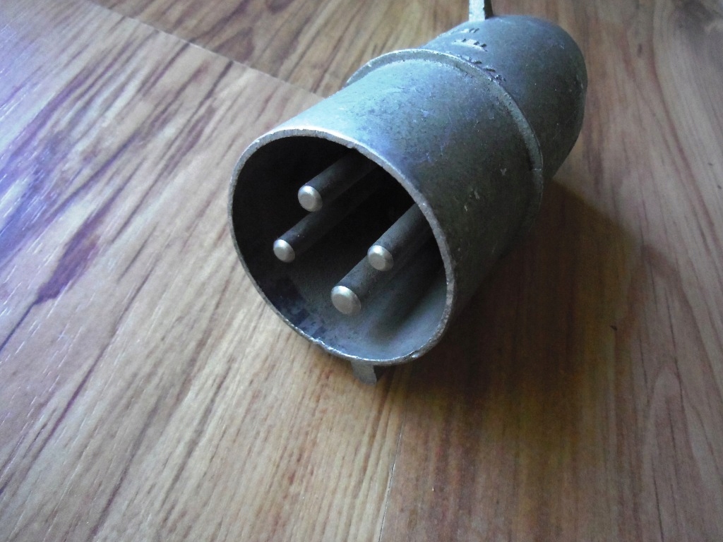 Wtyczka metalowa 32A-6h/380V IP 44 4 bolce - 7411416908 - oficjalne ...