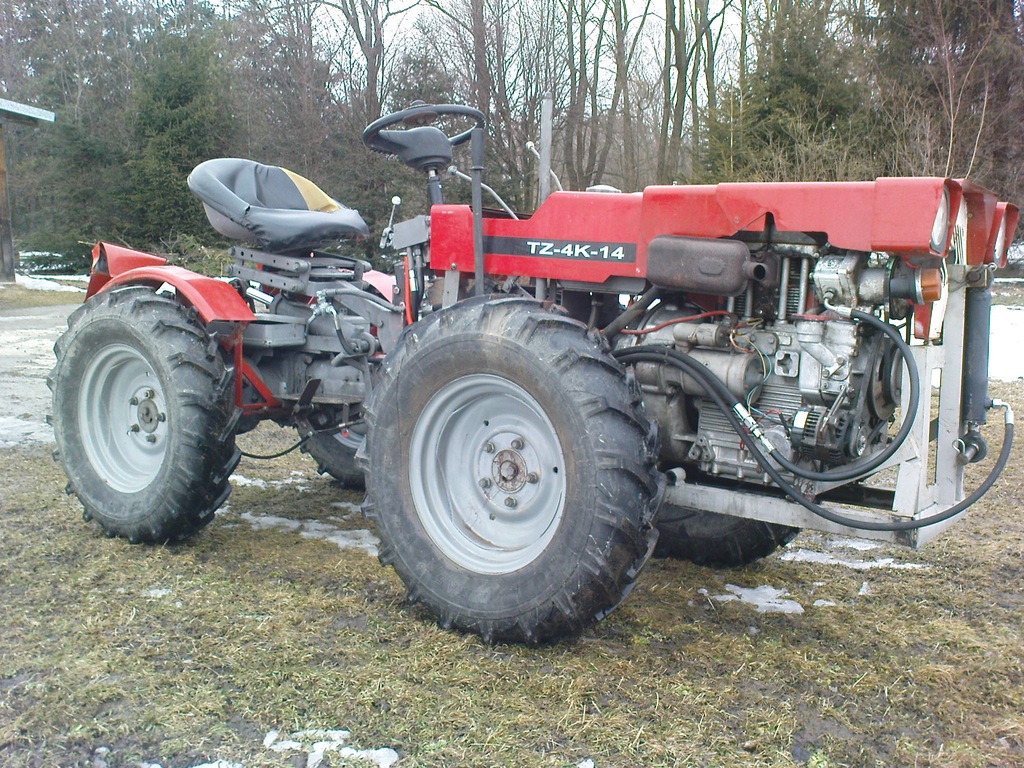 TZ-4K-14 MT8 4x4 Ciągnik ogrodniczy Andoria 21KM - 7226620932 - oficjalne archiwum Allegro