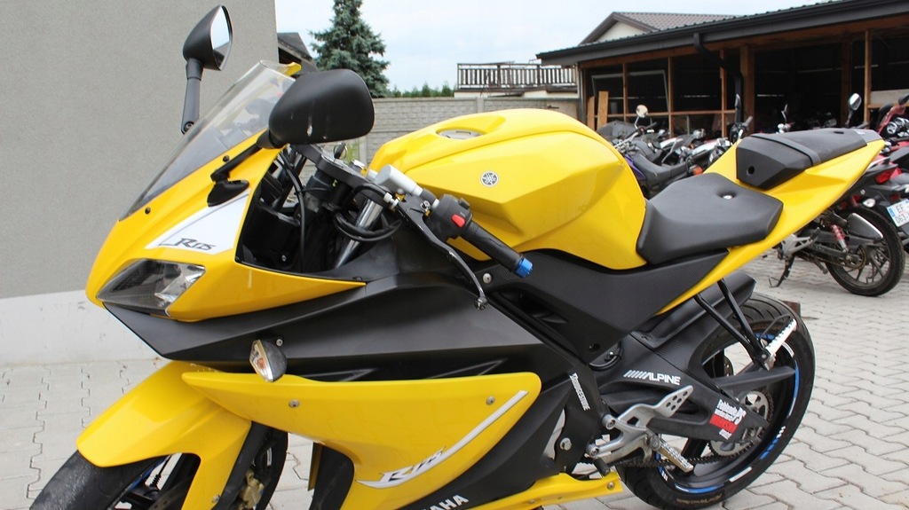 Yamaha Yzf R125 Yellow