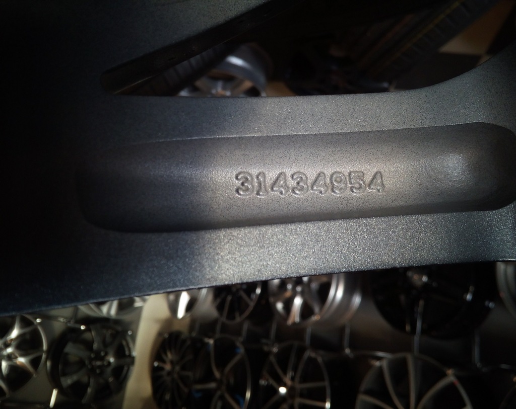 FELGI ALUMINIOWE 19'' VOLVO V90 ORYGINAŁ 31434954 - 7153020095 ...