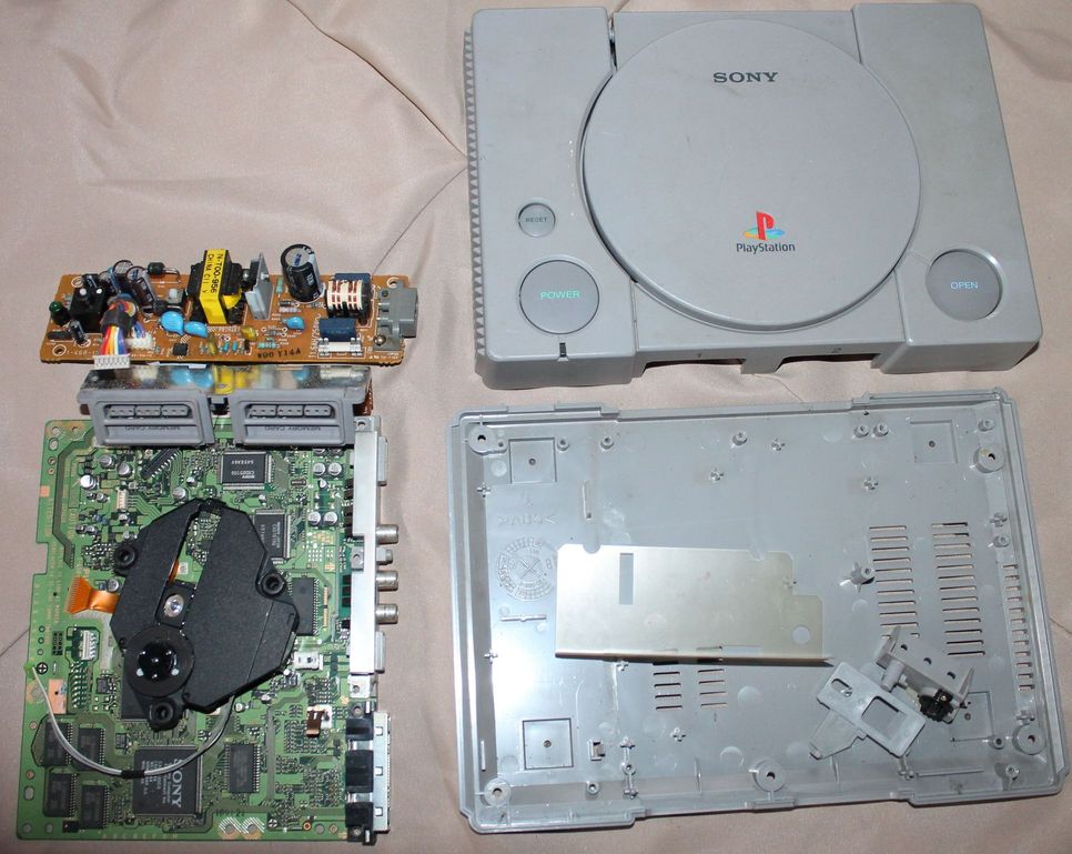SONY Playstation model SCPH 1002 na części - 7430417944 - oficjalne archiwum Allegro